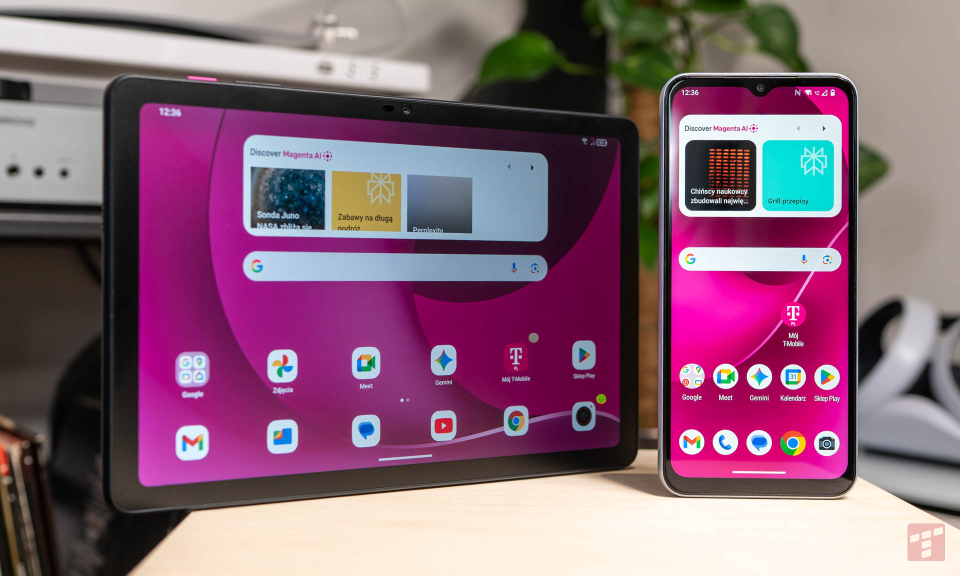 Tablet, który udaje papier i Perplexity Pro w cenie. T-Mobile zrobił to ...